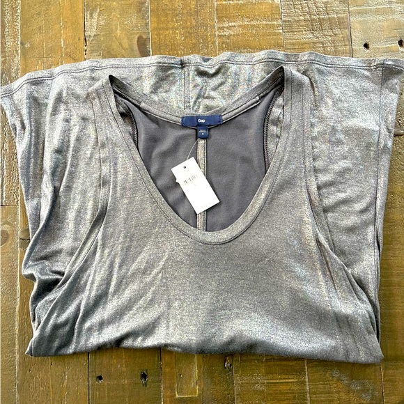 GAP | Tops | Nwt Gap Tank | Poshmark